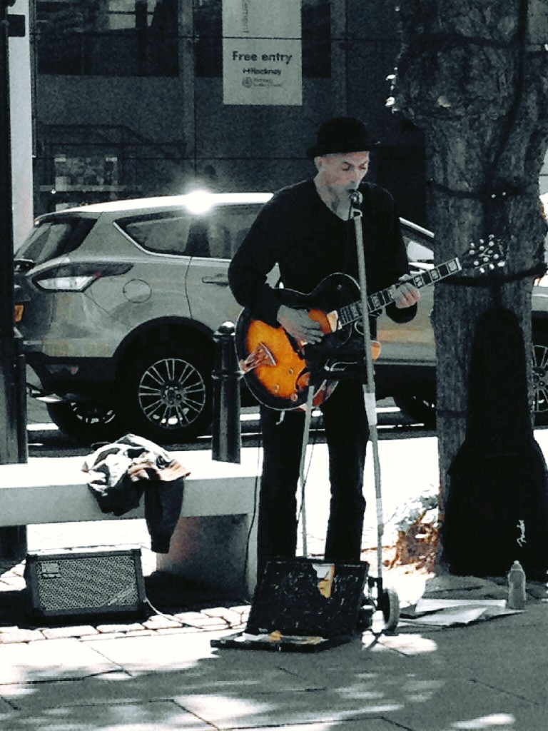 Meet Paul Hussey! – DJ Mama Love